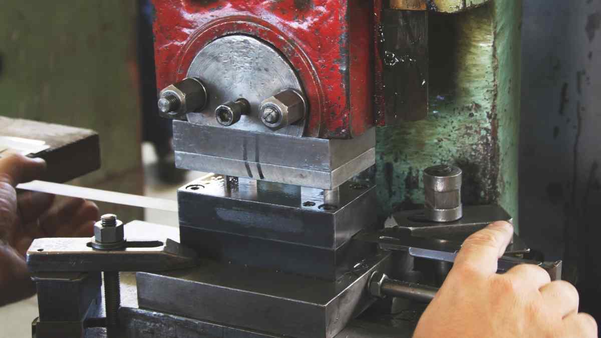 Stones || Quality tests on stones ||Types and procedures | vin civilworld