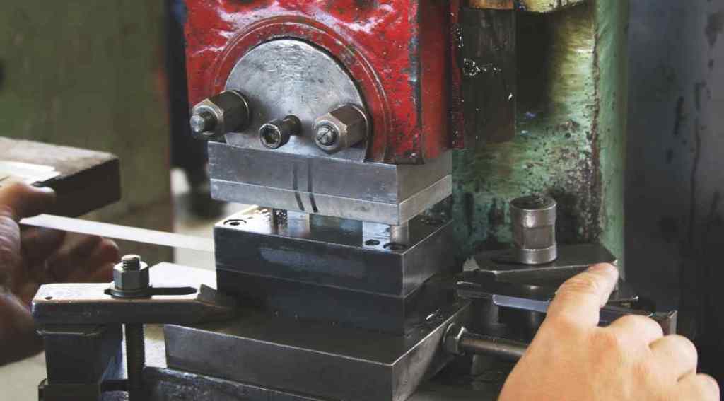 Stones || Quality tests on stones ||Types and procedures | vin civilworld