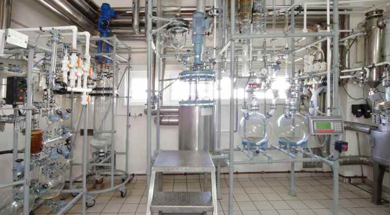 Steam Distillation – Process, Principle and Diagram – Full Details ...